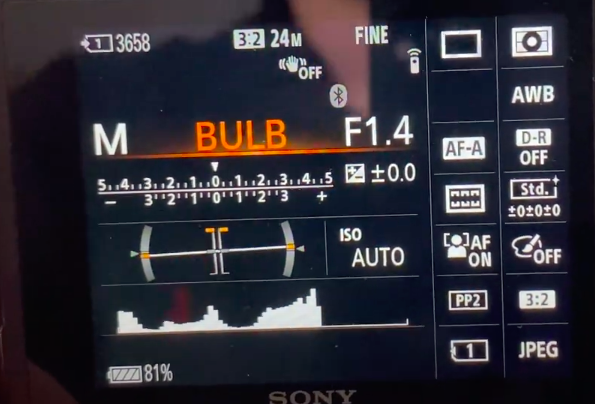 Mode BULB chez Sony : où le trouver